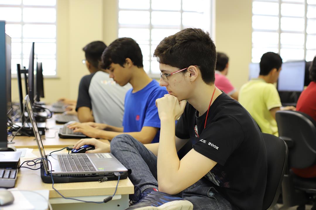 Conheça os cursos de graduação da UFCA: Matemática Computacional ...